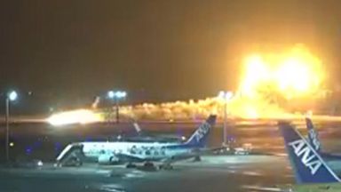 Japan plane fire: What happened - Aeroplanes